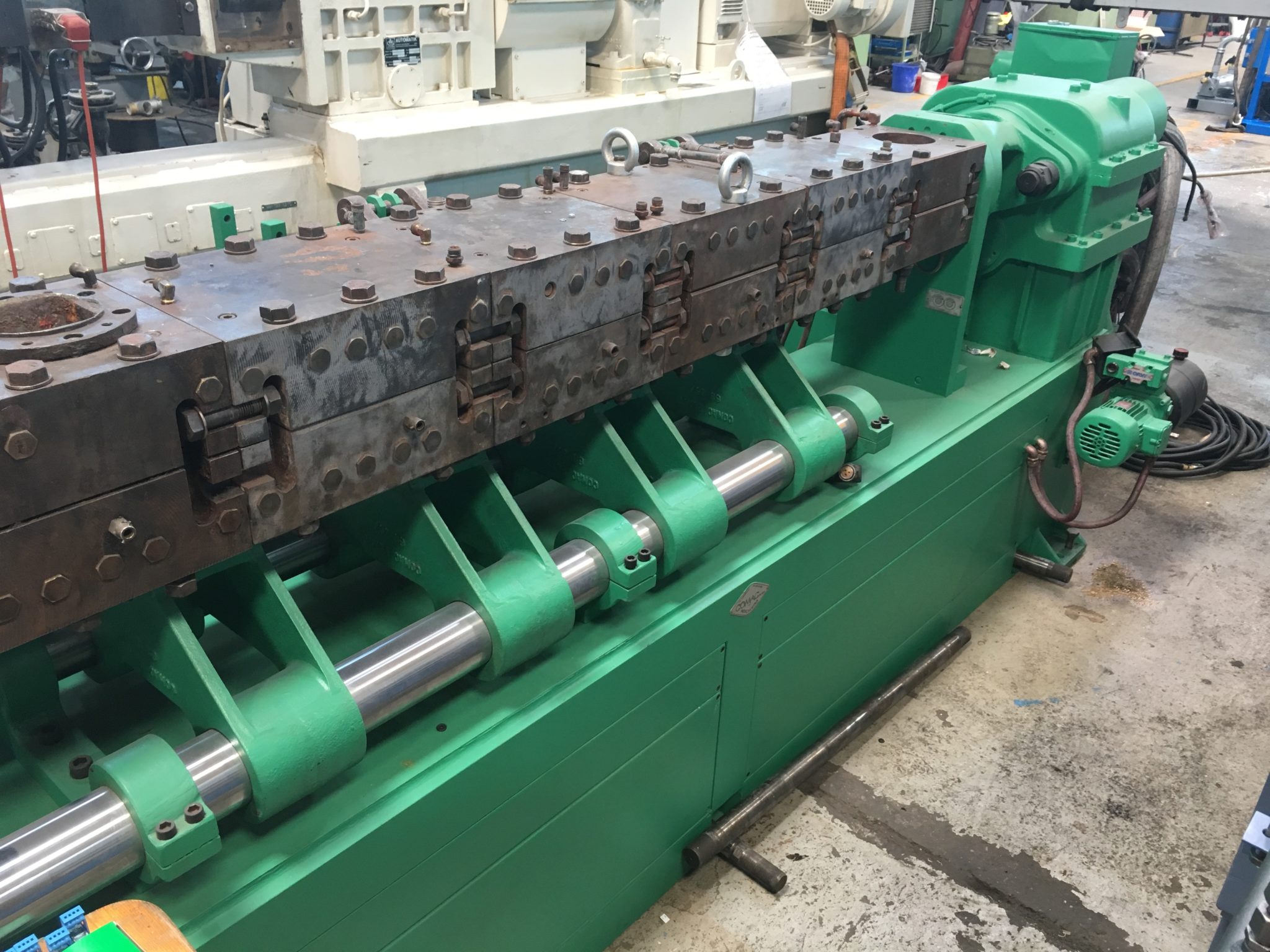 Doppelschneckenextruder Comac EBC 70 AV – PLAMA – Maschinenverkauf ...